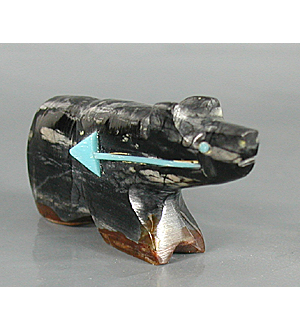 Bennie Bacy Zuni Bear Fetish Carving FB1026