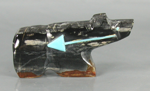 Bennie Bacy Zuni Bear Fetish Carving FB1026