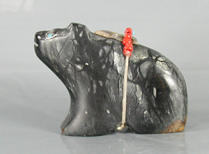 Lloyd Lasiloo Zuni Bear Fetish Carving FB1028