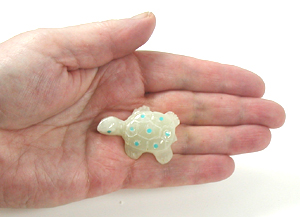 Tyler Quam Zuni Turtle Fetish Carving F457