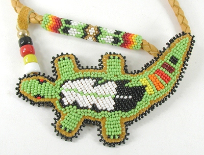 Shannon Fast Horse Lakota beaded Lizard pendant NBJ-07