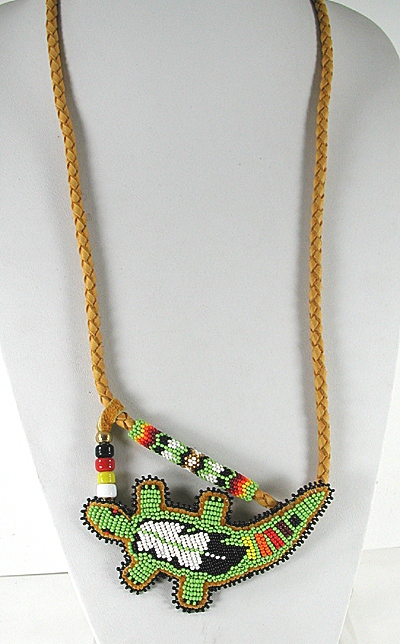 Shannon Fast Horse Lakota beaded Lizard pendant NBJ-07