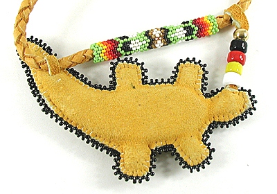 Shannon Fast Horse Lakota beaded Lizard pendant NBJ-07