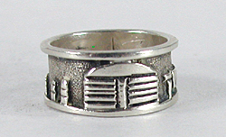 sterling silver Storyteller Ring size 8 1/2